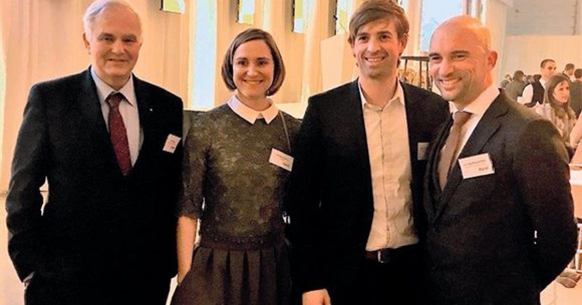 DVO | Vervoer van diepvriescontainers via River Terminal Wielsbeke…