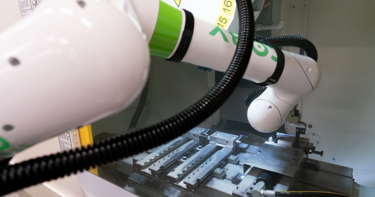 DVO | RoboJob stelt eerste "doe-het-zelf" Cobot-automatisering…