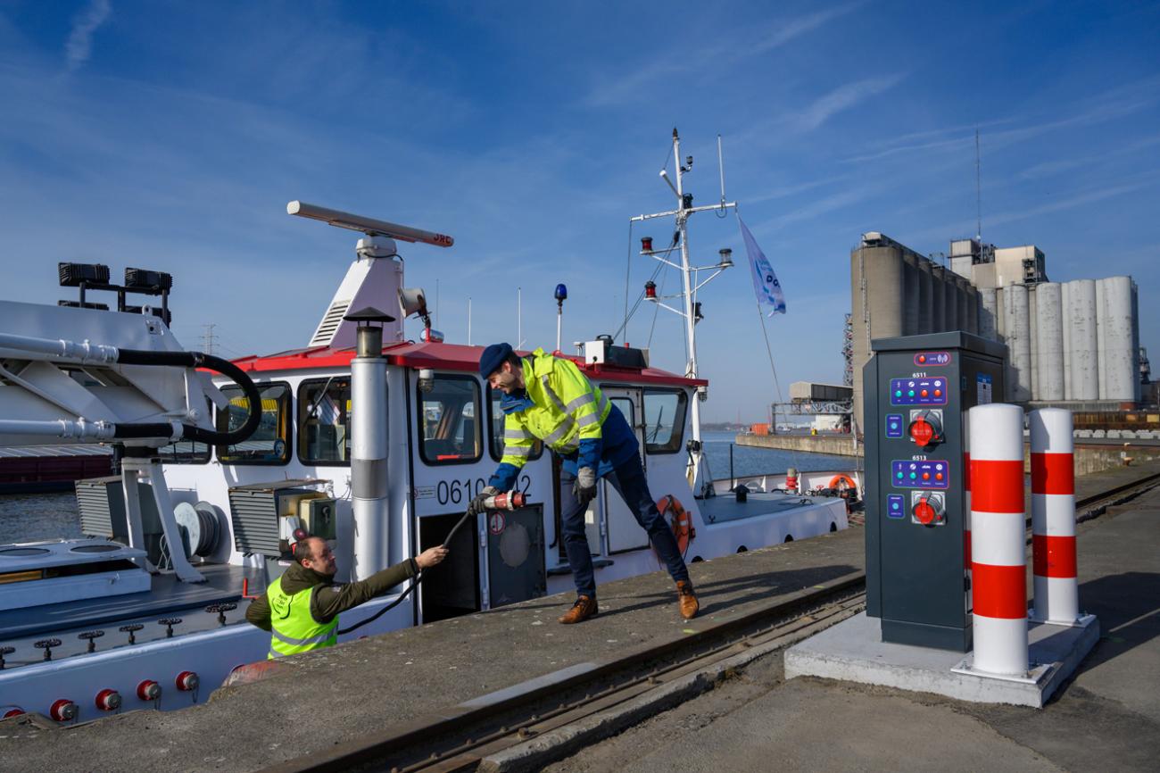 DVO | Energiebesparende investeringen banen de weg voor walstroom