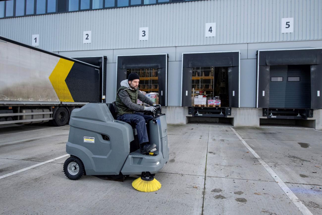 DVO | Combinatie van veeg/zuig- en schrob/zuigmachines: the Perfect…