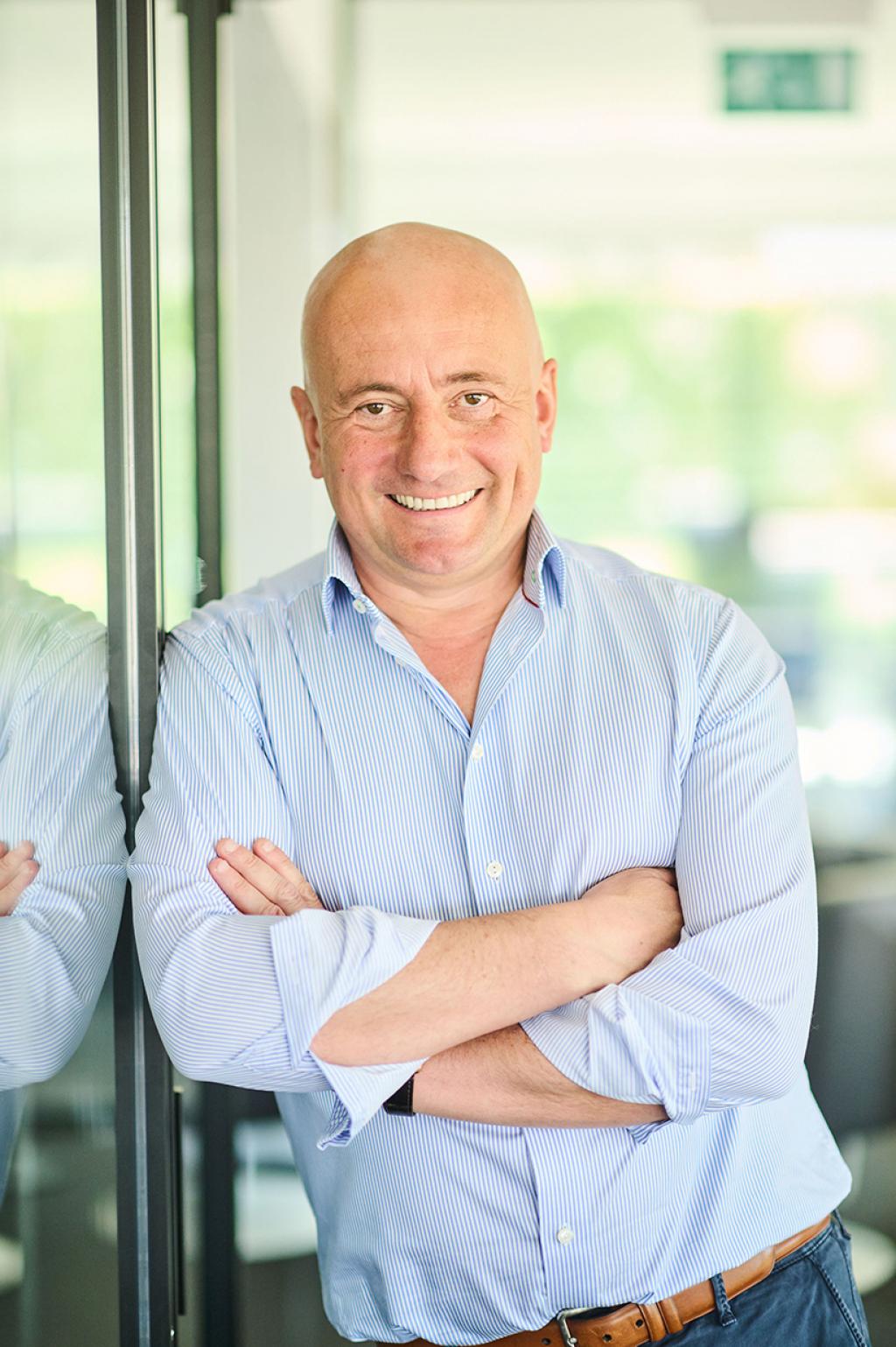 DVO | Groep Vanhee plant supermarkt in Lessen en KMO-units in Gent en…