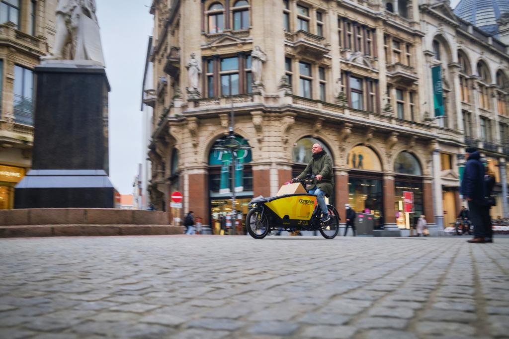 DVO | Cargoroo haalt 10 miljoen op om Europese steden autovrij te…