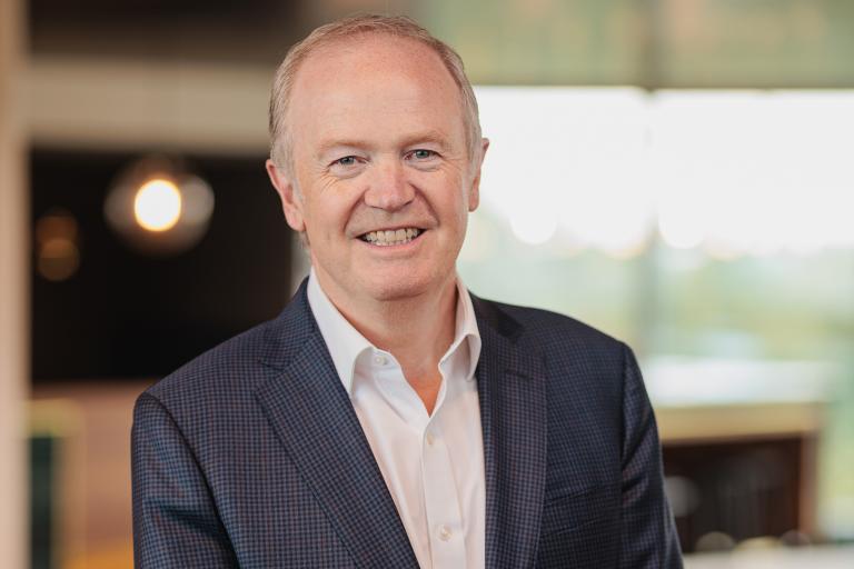 DVO | UCB benoemt Jonathan Peacock tot nieuwe bestuursvoorzitter