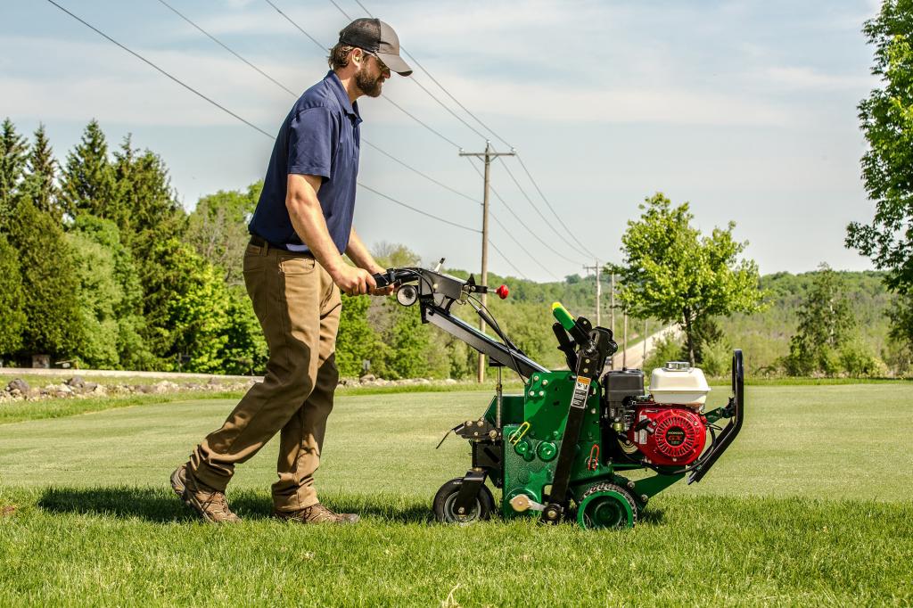 DVO | Bobcat introduceert Ryan-machines voor grasmatverzorging in…