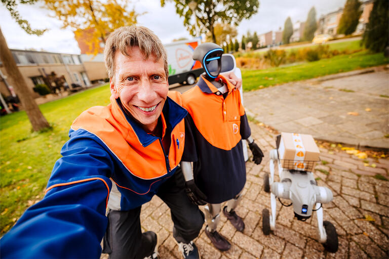 DVO | PostNL test inzet van robots in pakketbezorging